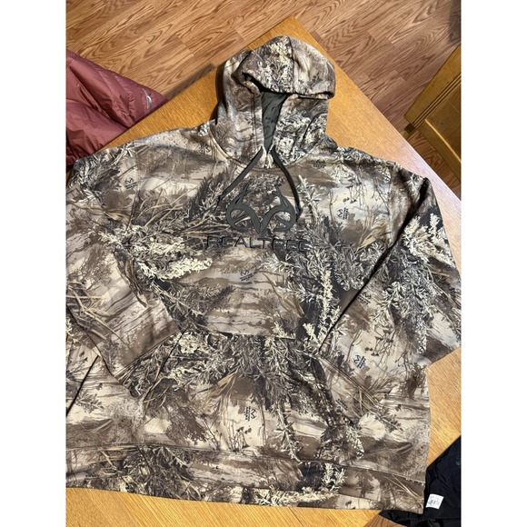 Realtree | Shirts | Realtree Max Xt Pullover Camo Hoodie 2x | Poshmark